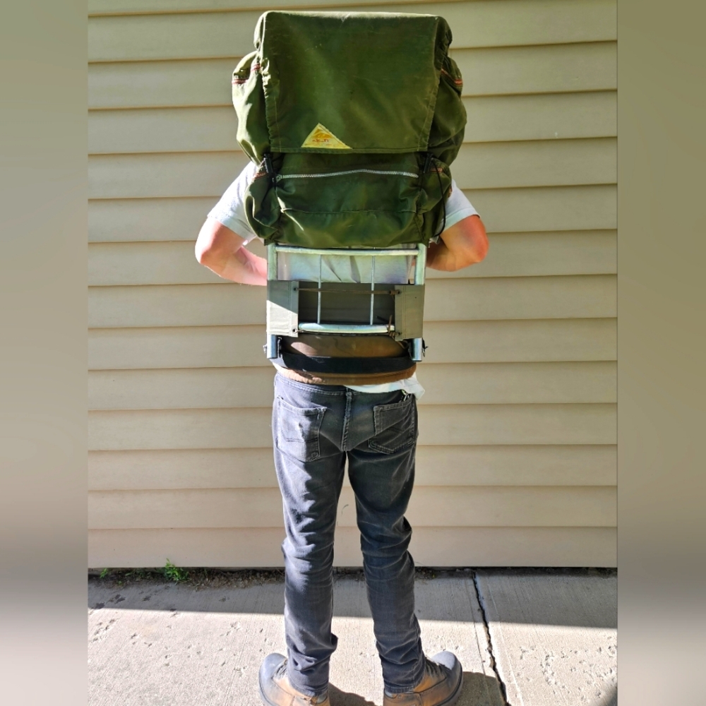 1970s Vintage Kelty External Frame Backpack - Gem